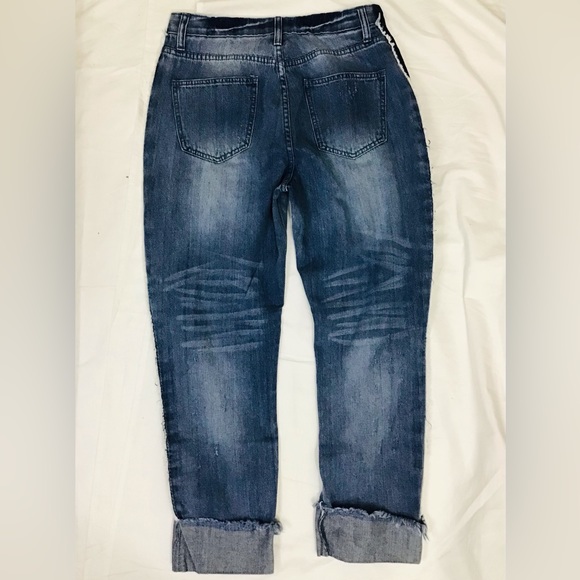 easel | Jeans | Easel Deconstructed Distressed Barrel Jean Nwot | Poshmark